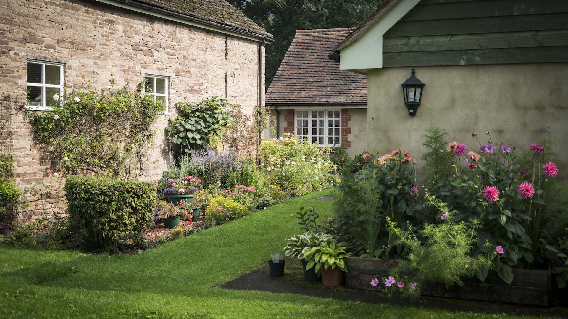 Welcome to Herefordshire Care Homes | Dulas Court | Ewyas Harold